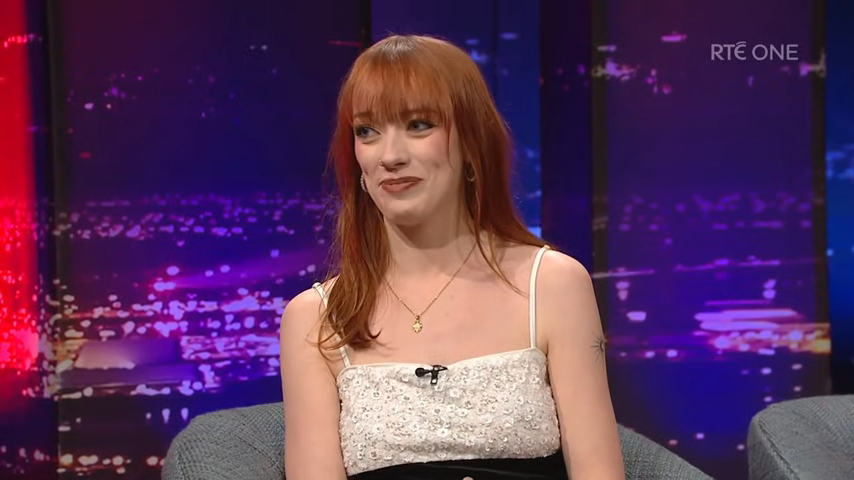 Stranger Things Star Amybeth McNulty Reveals Emotional Family ...